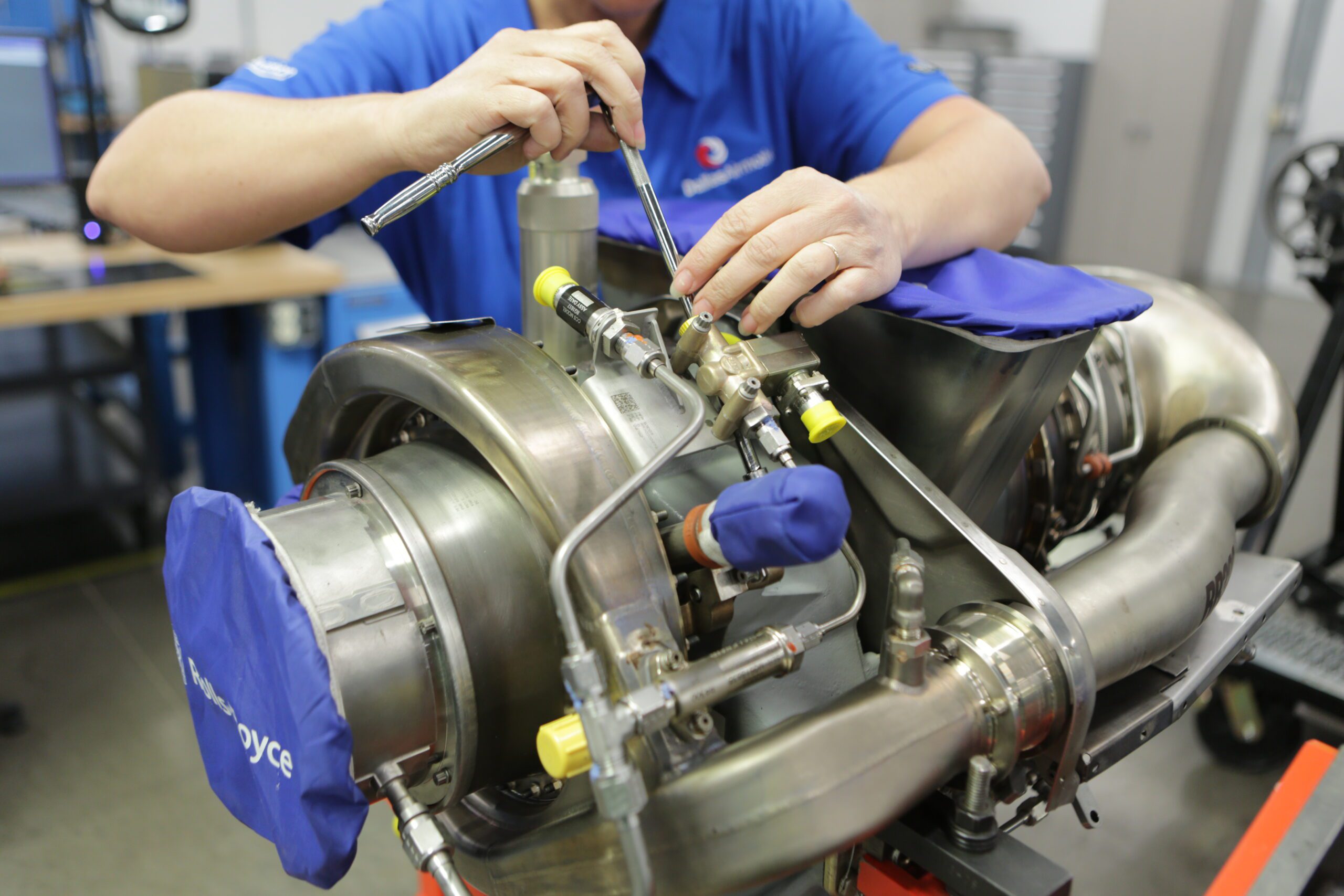 RR300 - StandardAero